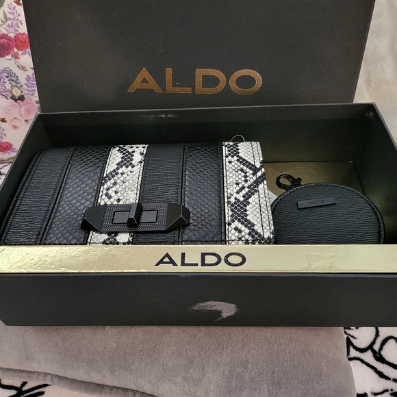 Aldo | Bags | Aldo Crossbody Wcoin Purse Gift Box | Poshmark